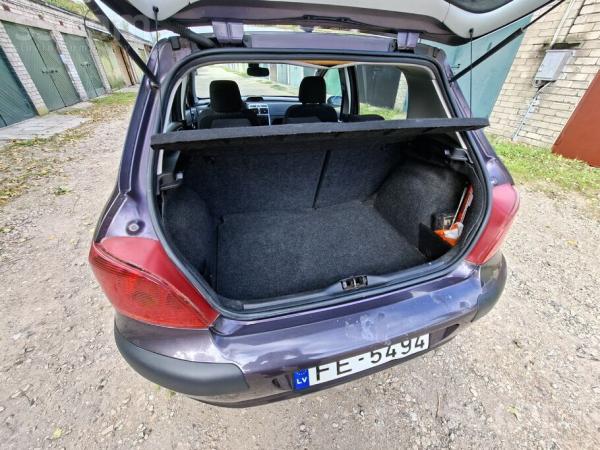 Peugeot 307 2004 Rīga vietnē Violets Peugeot 307 2004 Rīga, ar dzinēja tilpumu 1.60 L un nobraukumu 227 tūkst. km par 950 €, foto 6 vietnē AUTOMOTO.COM.LV