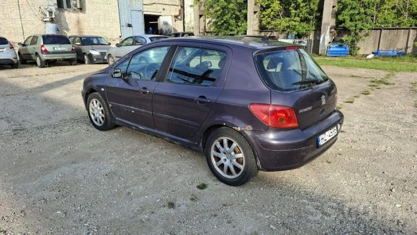 Violet Peugeot 307 2005 in Riga, with an engine capacity of 1.40 L and mileage of 365 thousand km for 500 €, photo 2 on AUTOMOTO.COM.LV