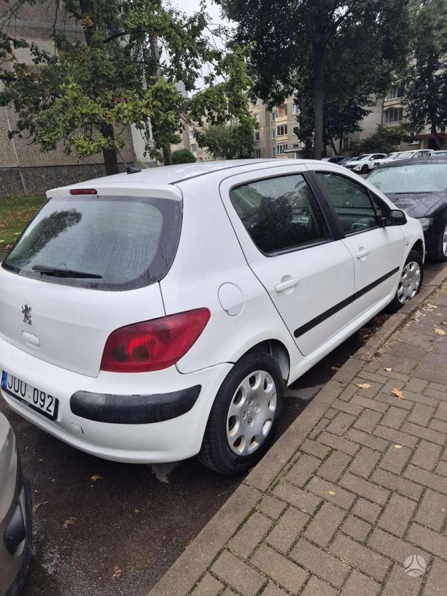 Balts Peugeot 307 2004 Kauņa, ar dzinēja tilpumu 1.40 L un nobraukumu 312 tūkst. km par 550 €, foto 5 vietnē AUTOMOTO.COM.LV
