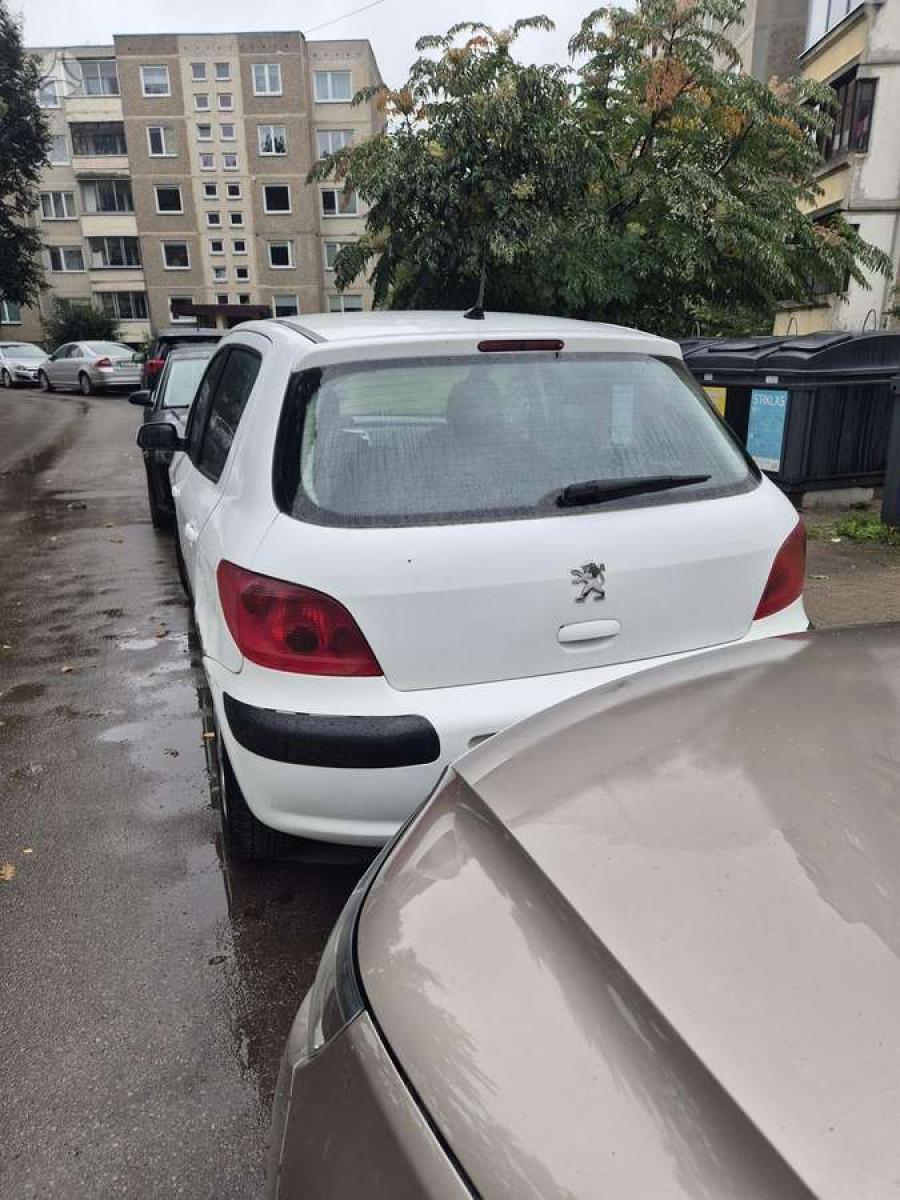 Balts Peugeot 307 2004 Kauņa, ar dzinēja tilpumu 1.40 L un nobraukumu 312 tūkst. km par 550 €, foto 7 vietnē AUTOMOTO.COM.LV