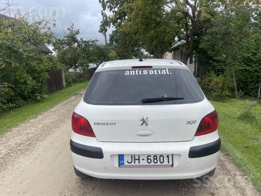 Balts Peugeot 307 2005 Jelgava, ar dzinēja tilpumu 1.40 L un nobraukumu 177 tūkst. km par 1050 €, foto 5 vietnē AUTOMOTO.COM.LV