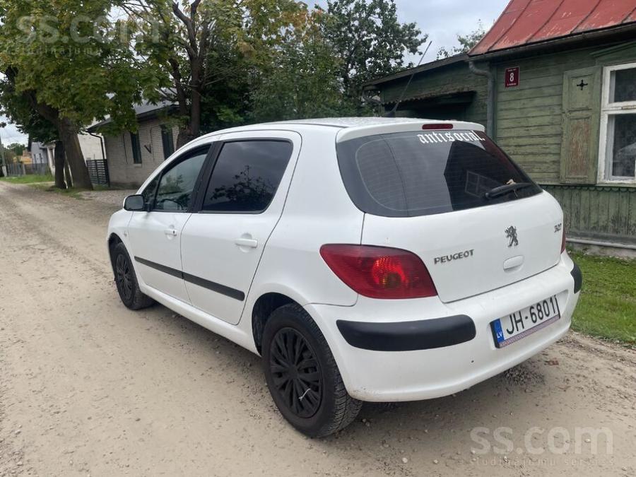 Balts Peugeot 307 2005 Jelgava, ar dzinēja tilpumu 1.40 L un nobraukumu 177 tūkst. km par 1050 €, foto 6 vietnē AUTOMOTO.COM.LV