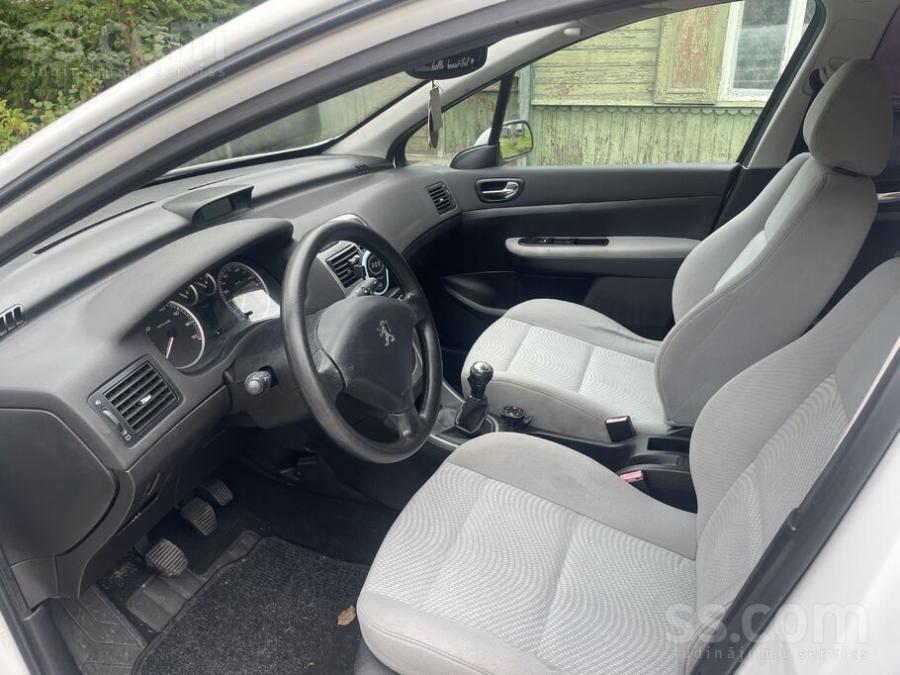 Balts Peugeot 307 2005 Jelgava, ar dzinēja tilpumu 1.40 L un nobraukumu 177 tūkst. km par 1050 €, foto 8 vietnē AUTOMOTO.COM.LV