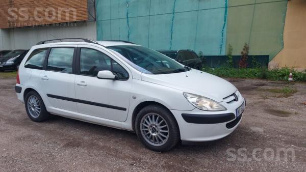 Пежо 307 2003 в Даугавпилс на AUTOMOTO.COM.LV Белый Пежо 307 2003 в Даугавпилс, объемом двигателя 2.00 л и пробегом 0 тыс. км за 1750 €, фото 6 на AUTOMOTO.COM.LV