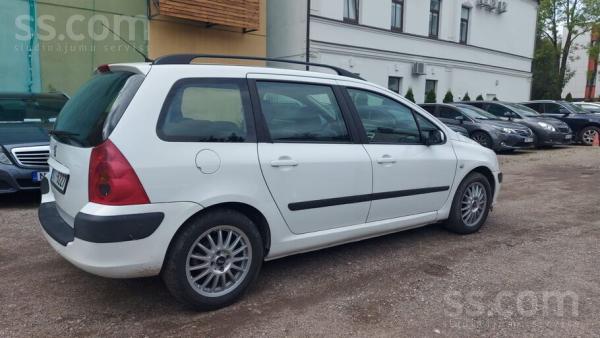 Balts Peugeot 307 2003 Daugavpils, ar dzinēja tilpumu 2.00 L un nobraukumu 0 tūkst. km par 1750 €, foto 7 vietnē AUTOMOTO.COM.LV