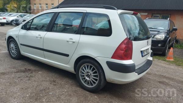 Balts Peugeot 307 2003 Daugavpils, ar dzinēja tilpumu 2.00 L un nobraukumu 0 tūkst. km par 1750 €, foto 9 vietnē AUTOMOTO.COM.LV