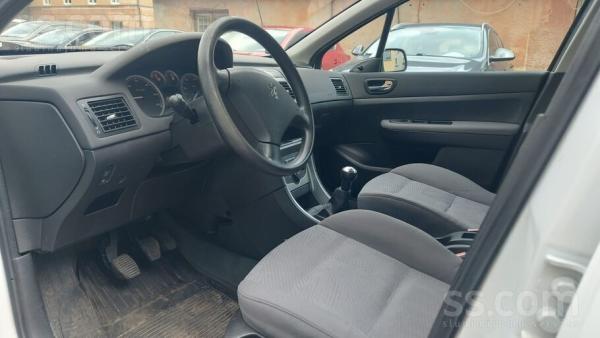 Balts Peugeot 307 2003 Daugavpils, ar dzinēja tilpumu 2.00 L un nobraukumu 0 tūkst. km par 1750 €, foto 11 vietnē AUTOMOTO.COM.LV