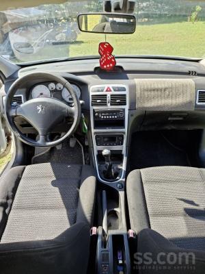 White Peugeot 307 2007 in Ogre, with an engine capacity of 1.60 L and mileage of 352 thousand km for 900 €, photo 10 on AUTOMOTO.COM.LV