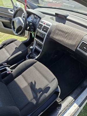 Balts Peugeot 307 2008 Ogre, ar dzinēja tilpumu 1.60 L un nobraukumu 352 tūkst. km par 500 €, foto 15 vietnē AUTOMOTO.COM.LV