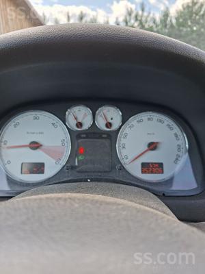 Balts Peugeot 307 2008 Ogre, ar dzinēja tilpumu 1.60 L un nobraukumu 352 tūkst. km par 500 €, foto 16 vietnē AUTOMOTO.COM.LV