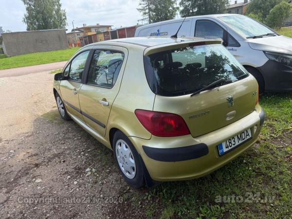 Желтый Пежо 307 2002 в Таллин, объемом двигателя 1.60 л и пробегом 101 тыс. км за 750 €, фото 2 на AUTOMOTO.COM.LV