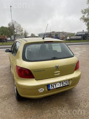 Yellow Peugeot 307 2003 in Riga, with an engine capacity of 1.60 L and mileage of 182 thousand km for 1250 €, photo 2 on AUTOMOTO.COM.LV