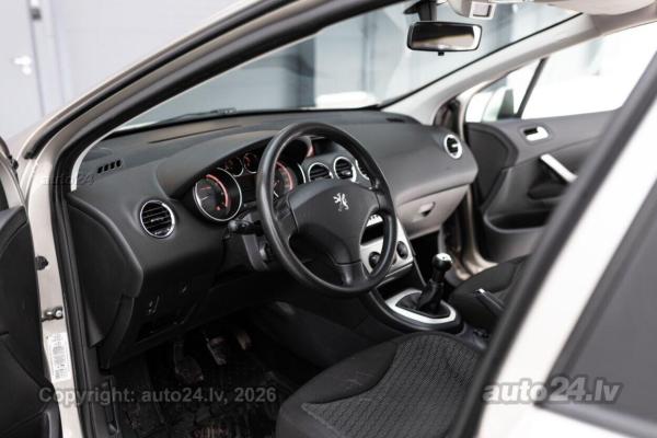 Smilšu krāsa Peugeot 308 2010 Tallina, ar dzinēja tilpumu 1.60 L un nobraukumu 175 tūkst. km par 2599 €, foto 10 vietnē AUTOMOTO.COM.LV