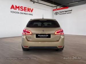 Smilšu krāsa Peugeot 308 2018 Tallina, ar dzinēja tilpumu 1.20 L un nobraukumu 95 tūkst. km par 9990 €, foto 5 vietnē AUTOMOTO.COM.LV