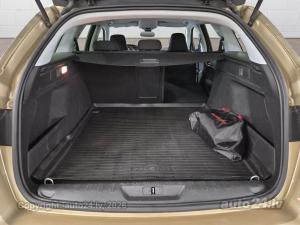 Smilšu krāsa Peugeot 308 2018 Tallina, ar dzinēja tilpumu 1.20 L un nobraukumu 95 tūkst. km par 9990 €, foto 11 vietnē AUTOMOTO.COM.LV