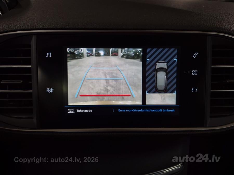 Smilšu krāsa Peugeot 308 2018 Tallina, ar dzinēja tilpumu 1.20 L un nobraukumu 95 tūkst. km par 9990 €, foto 15 vietnē AUTOMOTO.COM.LV