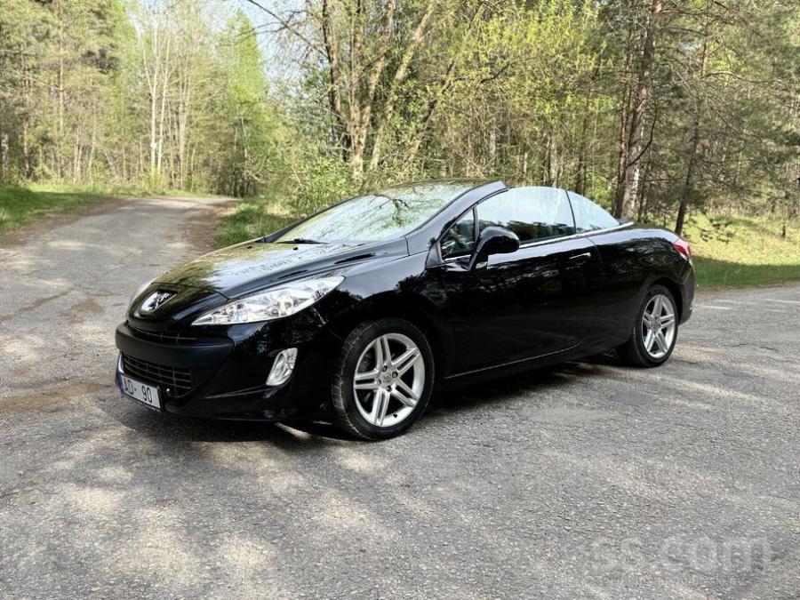 Black Peugeot 308 2009 in Rezekne, with an engine capacity of 2.00 L and mileage of 292 thousand km for 4000 €, photo 8 on AUTOMOTO.COM.LV