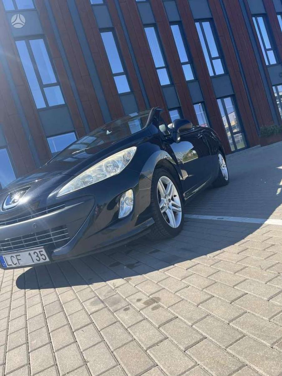 Black Peugeot 308 2010 in Kaunas, with an engine capacity of 2.00 L and mileage of 261 thousand km for 4500 €, photo 5 on AUTOMOTO.COM.LV