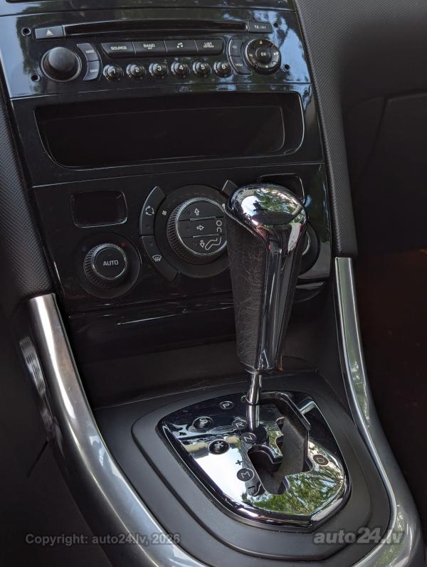 Melns Peugeot 308 2010 Tallina, ar dzinēja tilpumu 1.60 L un nobraukumu 120 tūkst. km par 6900 €, foto 9 vietnē AUTOMOTO.COM.LV
