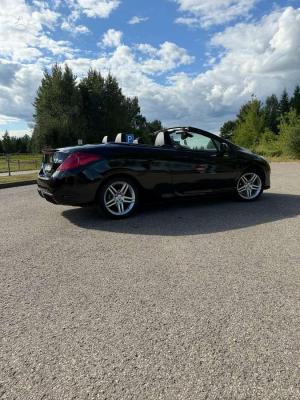 Black Peugeot 308 2010 in Utena, with an engine capacity of 1.60 L and mileage of 194 thousand km for 3900 €, photo 3 on AUTOMOTO.COM.LV
