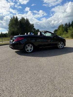 Black Peugeot 308 2010 in Utena, with an engine capacity of 1.60 L and mileage of 194 thousand km for 3900 €, photo 4 on AUTOMOTO.COM.LV