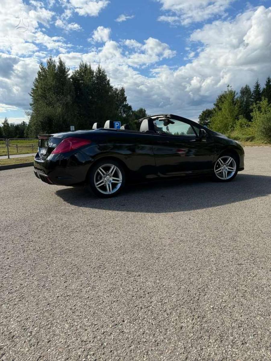 Black Peugeot 308 2010 in Utena, with an engine capacity of 1.60 L and mileage of 194 thousand km for 3900 €, photo 4 on AUTOMOTO.COM.LV