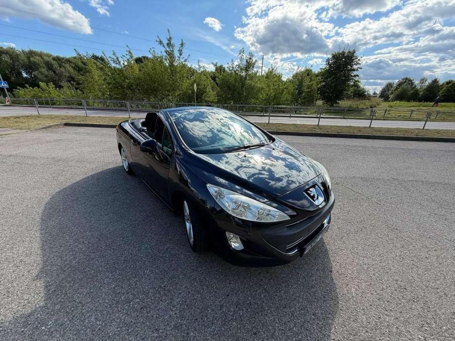 Black Peugeot 308 2010 in Utena, with an engine capacity of 1.60 L and mileage of 194 thousand km for 3900 €, photo 8 on AUTOMOTO.COM.LV