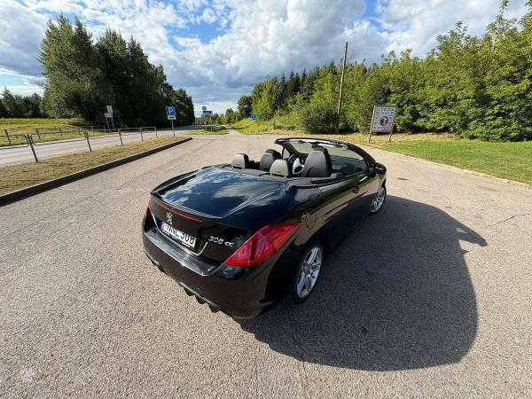Black Peugeot 308 2010 in Utena, with an engine capacity of 1.60 L and mileage of 194 thousand km for 3900 €, photo 8 on AUTOMOTO.COM.LV