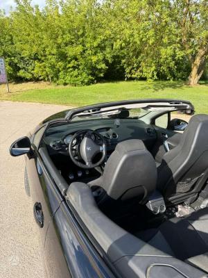 Black Peugeot 308 2010 in Utena, with an engine capacity of 1.60 L and mileage of 194 thousand km for 3900 €, photo 10 on AUTOMOTO.COM.LV
