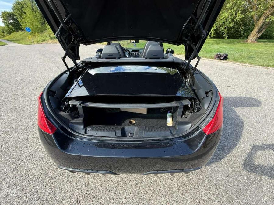 Black Peugeot 308 2010 in Utena, with an engine capacity of 1.60 L and mileage of 194 thousand km for 3900 €, photo 12 on AUTOMOTO.COM.LV