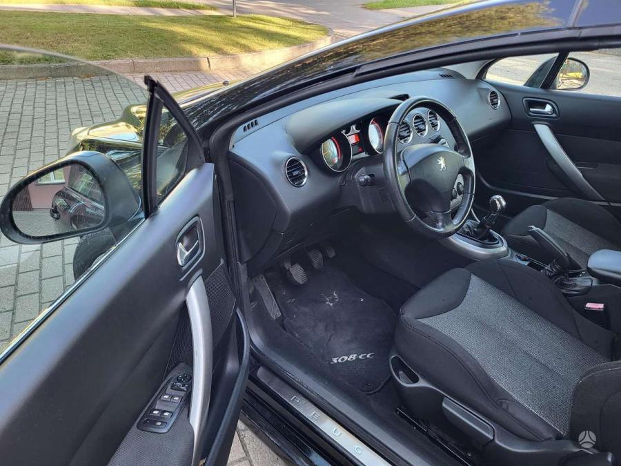 Black Peugeot 308 2010 in Siauliai, with an engine capacity of 1.60 L and mileage of 0 thousand km for 2990 €, photo 21 on AUTOMOTO.COM.LV