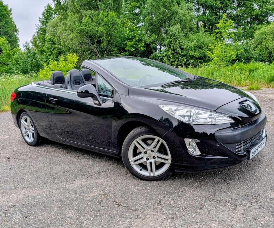 Black Peugeot 308 2011 in Alytus, with an engine capacity of 1.60 L and mileage of 225 thousand km for 4500 €, photo 8 on AUTOMOTO.COM.LV