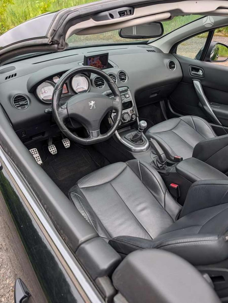 Black Peugeot 308 2011 in Alytus, with an engine capacity of 1.60 L and mileage of 225 thousand km for 4500 €, photo 12 on AUTOMOTO.COM.LV