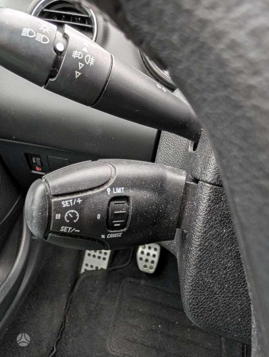 Black Peugeot 308 2011 in Alytus, with an engine capacity of 1.60 L and mileage of 225 thousand km for 4500 €, photo 17 on AUTOMOTO.COM.LV