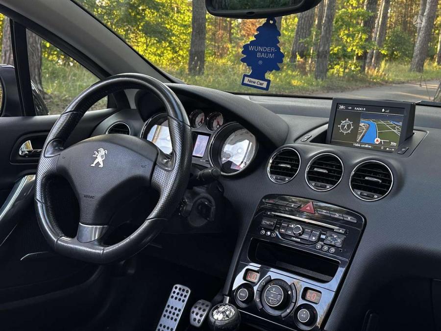 Melns Peugeot 308 2013 Prienai, ar dzinēja tilpumu 1.60 L un nobraukumu 170 tūkst. km par 5100 €, foto 16 vietnē AUTOMOTO.COM.LV