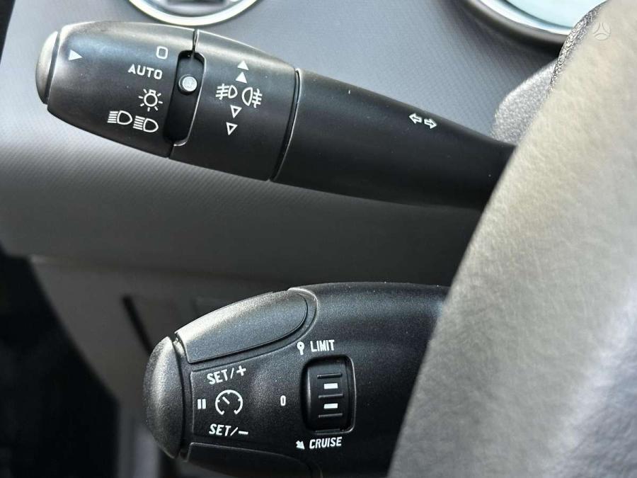 Melns Peugeot 308 2013 Prienai, ar dzinēja tilpumu 1.60 L un nobraukumu 170 tūkst. km par 5100 €, foto 27 vietnē AUTOMOTO.COM.LV