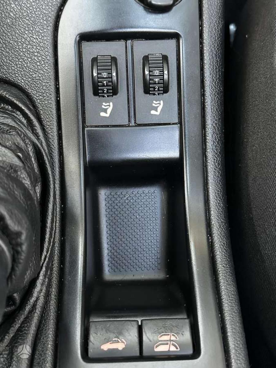 Melns Peugeot 308 2013 Prienai, ar dzinēja tilpumu 1.60 L un nobraukumu 170 tūkst. km par 5100 €, foto 28 vietnē AUTOMOTO.COM.LV