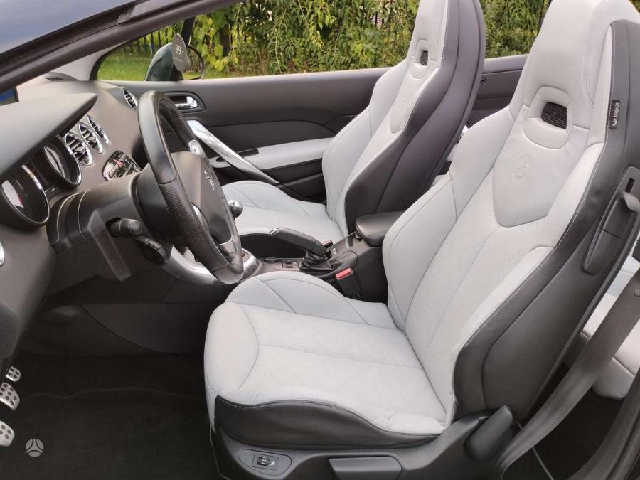 Black Peugeot 308 2013 in Raseiniai, with an engine capacity of 1.60 L and mileage of 163 thousand km for 6400 €, photo 8 on AUTOMOTO.COM.LV