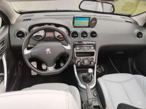 Black Peugeot 308 2013 in Raseiniai, with an engine capacity of 1.60 L and mileage of 163 thousand km for 6400 €, photo 10 on AUTOMOTO.COM.LV