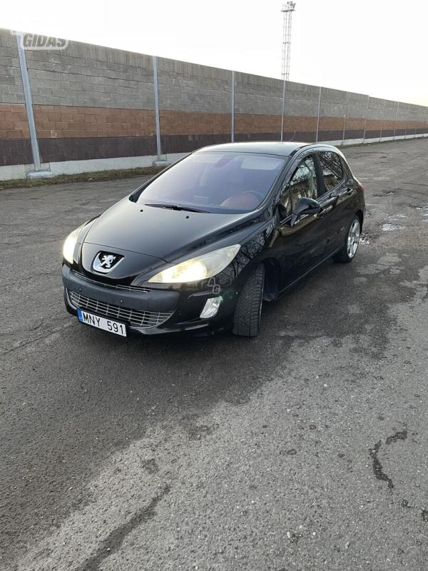 Black Peugeot 308 2007 in Mazeikiai, with an engine capacity of 1.60 L and mileage of 226 thousand km for 3300 €, photo 2 on AUTOMOTO.COM.LV