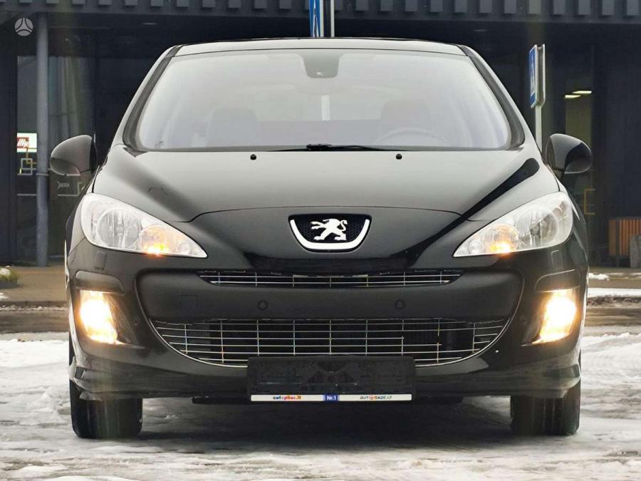Melns Peugeot 308 2008 Šauļi, ar dzinēja tilpumu 2.00 L un nobraukumu 350 tūkst. km par 3650 €, foto 3 vietnē AUTOMOTO.COM.LV