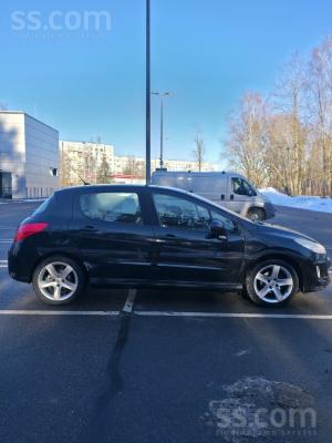Black Peugeot 308 2008 in Riga, with an engine capacity of 1.60 L and mileage of 242 thousand km for 2510 €, photo 3 on AUTOMOTO.COM.LV