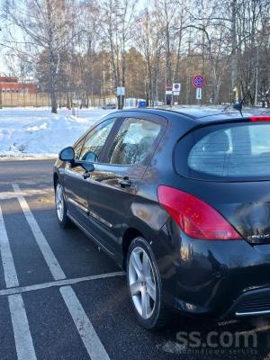 Black Peugeot 308 2008 in Riga, with an engine capacity of 1.60 L and mileage of 242 thousand km for 2510 €, photo 4 on AUTOMOTO.COM.LV
