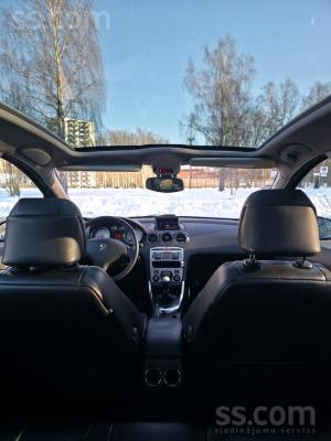 Black Peugeot 308 2008 in Riga, with an engine capacity of 1.60 L and mileage of 242 thousand km for 2510 €, photo 6 on AUTOMOTO.COM.LV