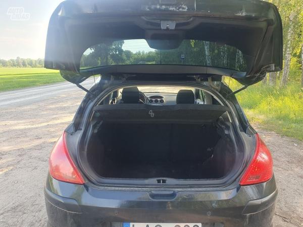 Black Peugeot 308 2008 in Vilkaviskis, with an engine capacity of 1.60 L and mileage of 300 thousand km for 1500 €, photo 8 on AUTOMOTO.COM.LV