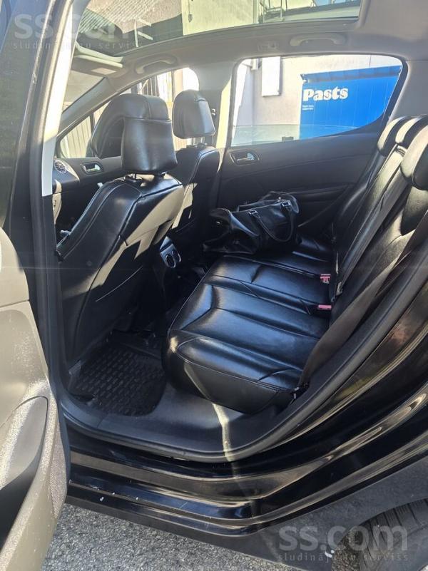 Melns Peugeot 308 2008 Rīga, ar dzinēja tilpumu 1.60 L un nobraukumu 244 tūkst. km par 1450 €, foto 4 vietnē AUTOMOTO.COM.LV