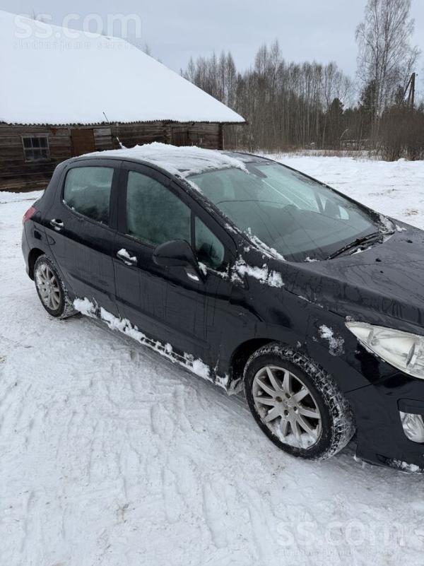 Black Peugeot 308 2008 in Valka, with an engine capacity of 1.60 L and mileage of 250 thousand km for 1600 €, photo 3 on AUTOMOTO.COM.LV
