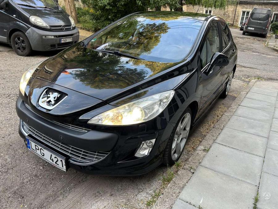 Черный Пежо 308 2008 в Вильнюс, объемом двигателя 1.60 л и пробегом 188 тыс. км за 1000 €, фото 1 на AUTOMOTO.COM.LV