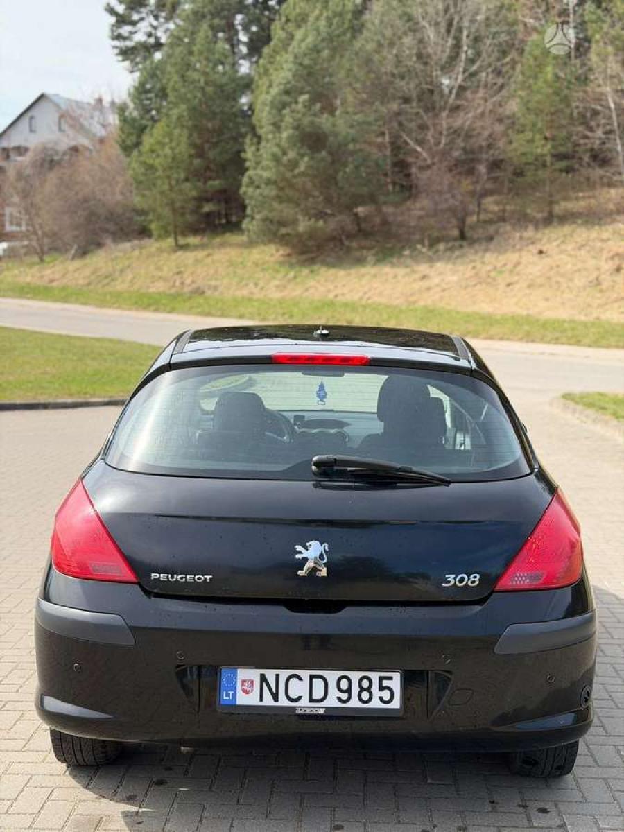 Black Peugeot 308 2008 in Vilnius, with an engine capacity of 0.00 L and mileage of 277 thousand km for 1000 €, photo 8 on AUTOMOTO.COM.LV