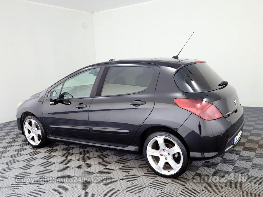 Melns Peugeot 308 2008 Tallina, ar dzinēja tilpumu 2.00 L un nobraukumu 262 tūkst. km par 1499 €, foto 5 vietnē AUTOMOTO.COM.LV